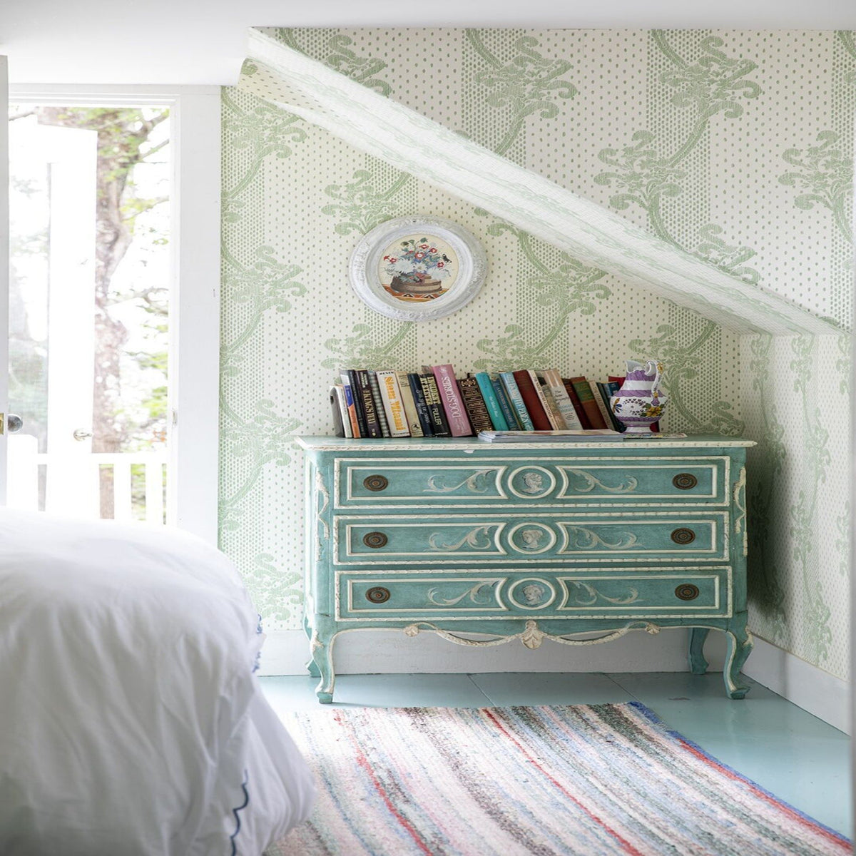 Wallpapers by Sister Parish Design